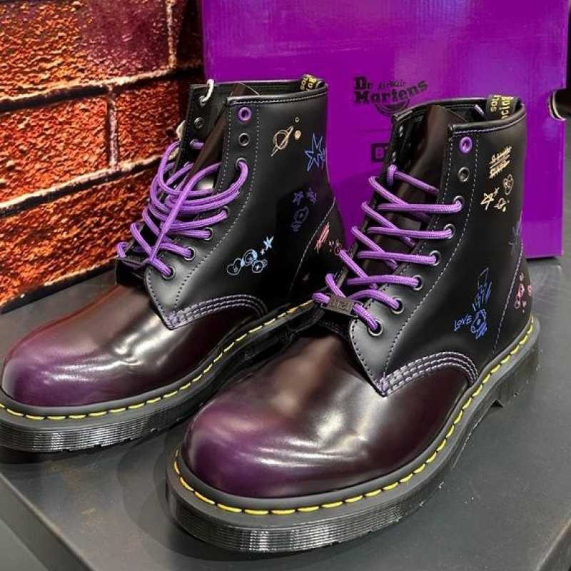 Jual Sepatu Boots Docmart Dr Martens X Bt21 Di Seller Winter ...