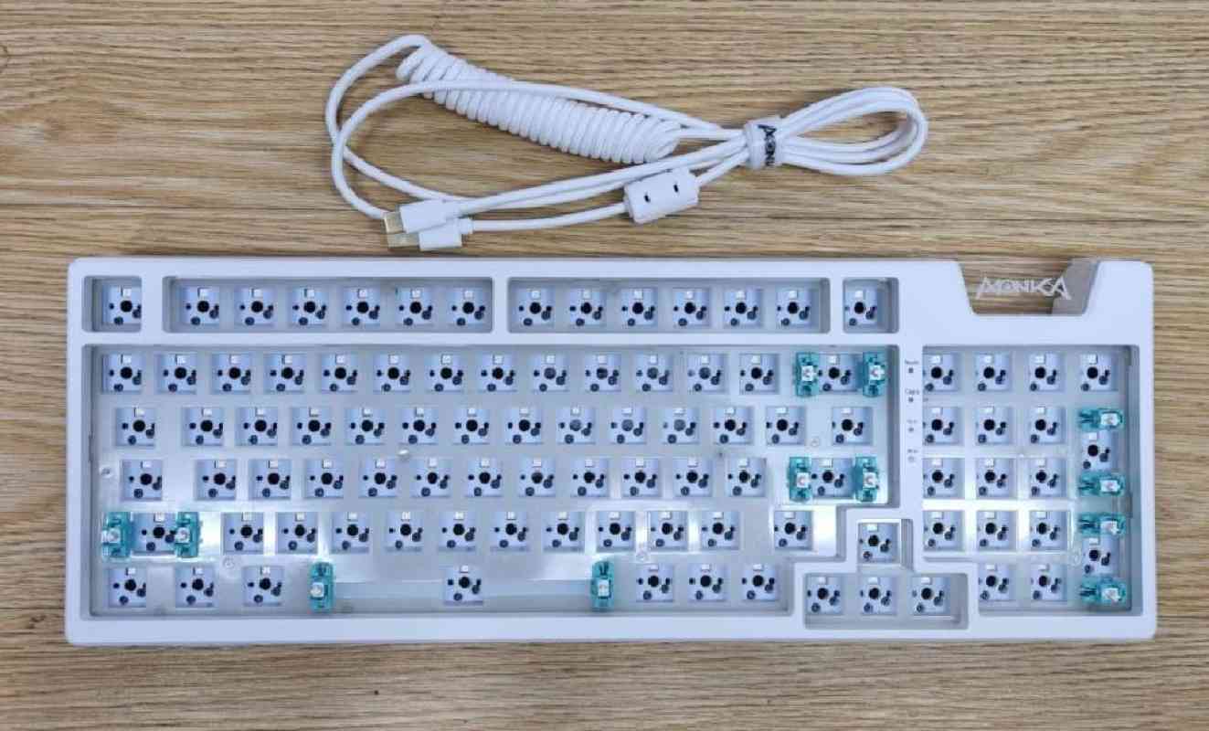 Jual Monka Ae98 Gasket Mechanical Keyboard ( Barebone Kit ) Rgb ...