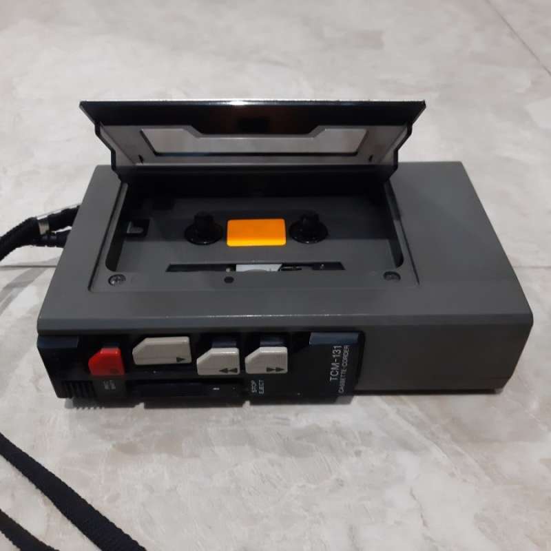 Jual Sony Walkman Tcm-131 Casette Corder Hidup Adaptor Antik Murah Rare ...