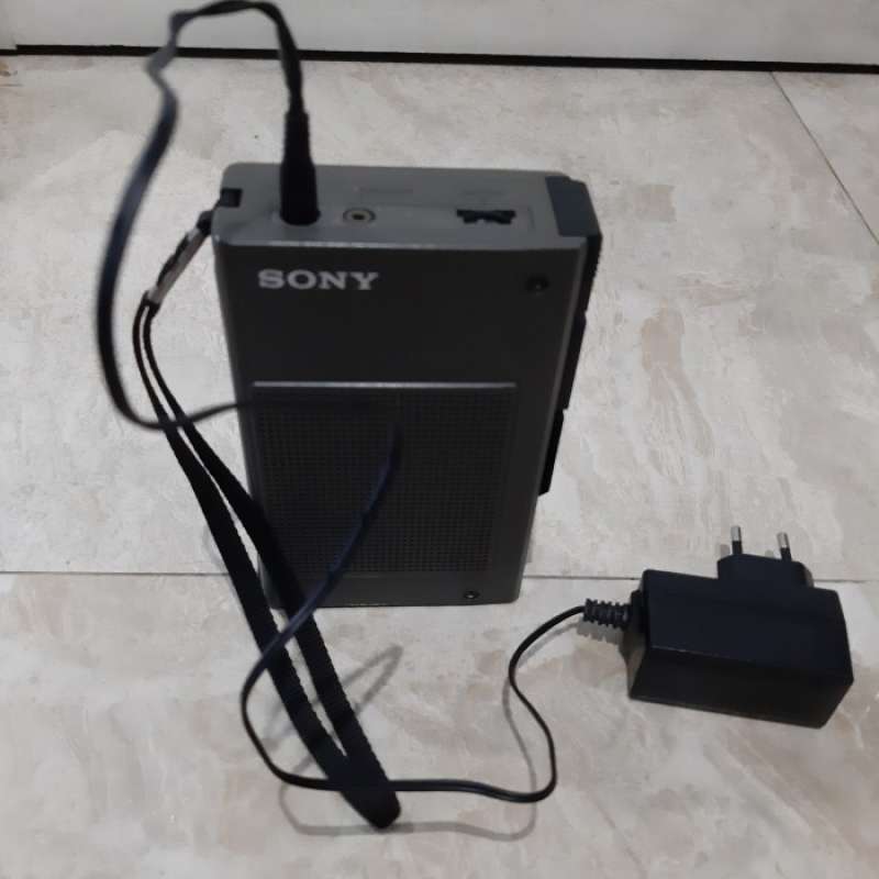Jual Sony Walkman Tcm-131 Casette Corder Hidup Adaptor Antik Murah Rare ...
