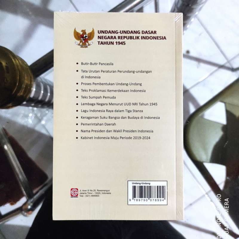 Jual Buku Uud Negara Republik Indonesia Tahun 1945 Beserta Amandemen Origin Di Seller Regstore ...