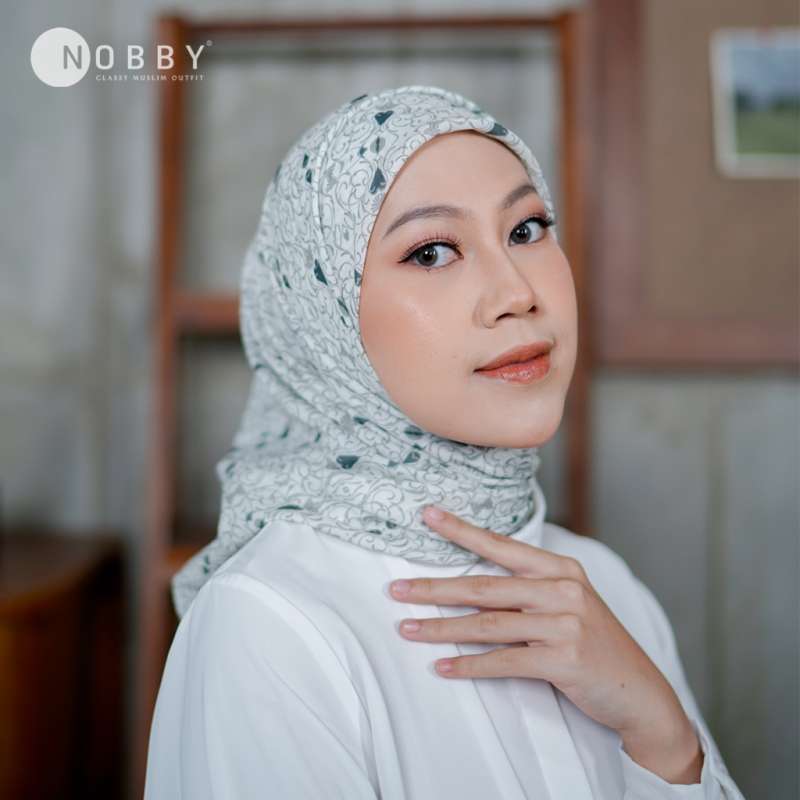 Jual Nobby - Handayani Scarf Jilbab Merah Agustusan Ukuran 120 Cm Bahan ...