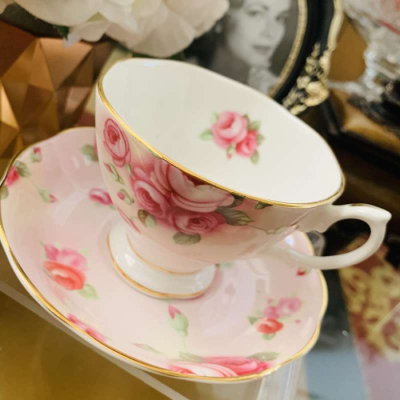 Promo Tea Cup Saucer / Royal Albert Rose Blush 1980 / Mewah Cantik ...