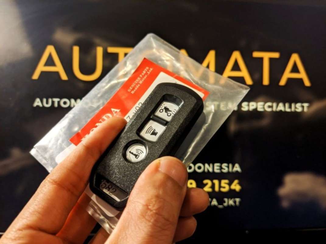Promo Remote Kunci Keyless Smartkey Honda Adv 150 Pcx 150 Original ...