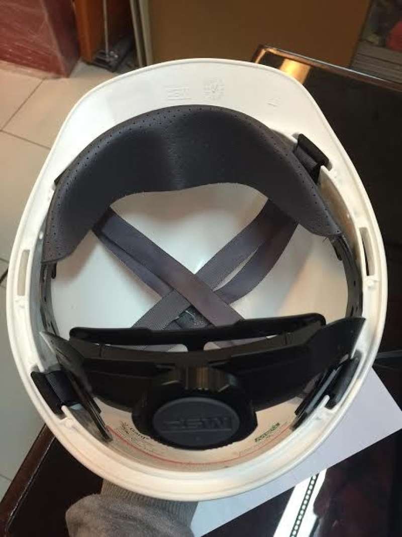 Promo Helmet MSA USA V-gard Fastrac Suspension Diskon 23% di Seller CV ...