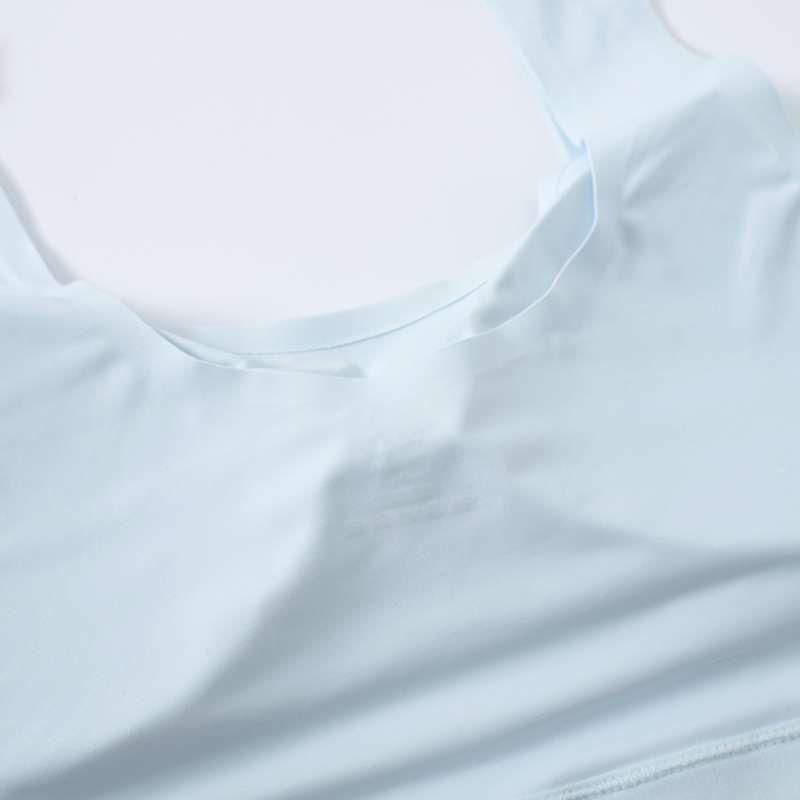 Promo Young Curves Bra Laminated Clean Cut U-back C02-100243 - M Black ...