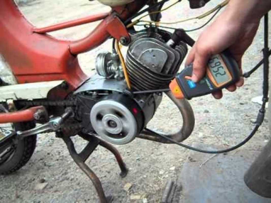 Promo Digital Laser Infrared Tachometer Rotate/minute Meter - 99999 Rpm ...