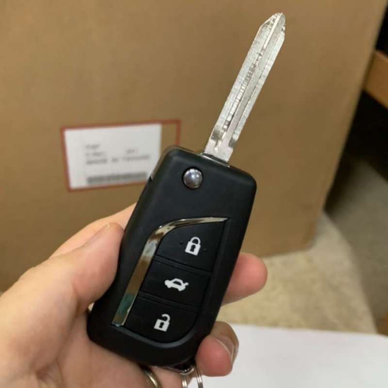 Promo Raiton Alarm Mobil 1 Set Remot Model Kunci Lipat Nonsliding Tipe ...