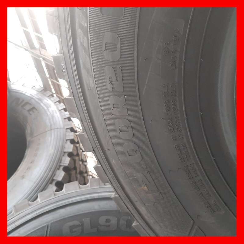 Jual Ban Truck Dump Truck Radial 12.00 - R20 - (1200 - R20) - Kembang Kasar Di Seller ...