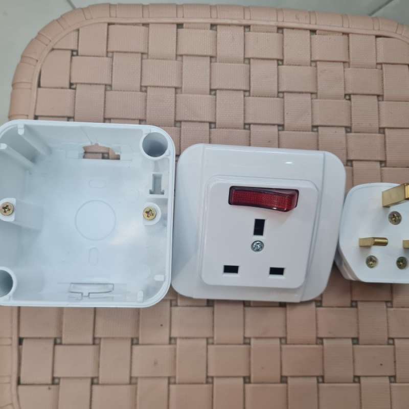 Jual Stopkontak Ac Set Galleo Broco Saklar Ac Lengkap Mangkok Steker ...