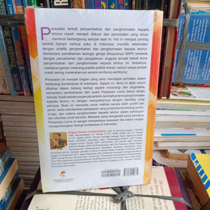 Promo Buku Penghormatan Kepada Leluhur Dan Perannya Dalam Identitas ...