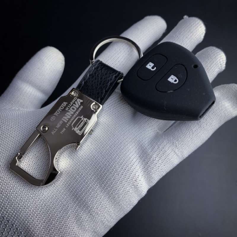 Promo Gantungan Kunci Keyless Remote Mobil Toyota Innova Fortuner Old ...