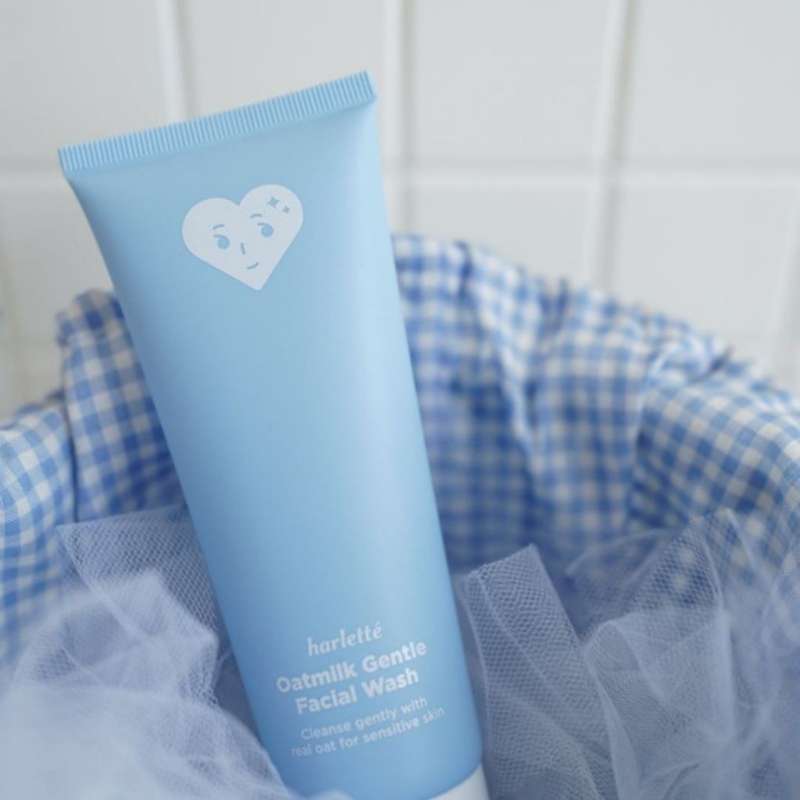 Promo Harlette Oatmilk Gentle Facial Wash | Sensitive, Dry, Combination ...