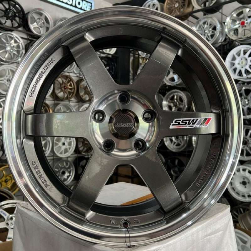 Promo Velg Mobil R17 Ssw S202 Thailand Velg Ring 17 Lebar 8 Et 35 Crv ...