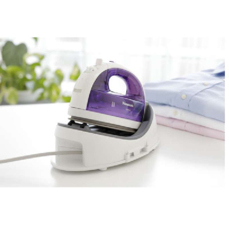 Jual SETRIKA PANASONIC NIWL30VSR Cordless Steam Iron di Seller Dewi ...