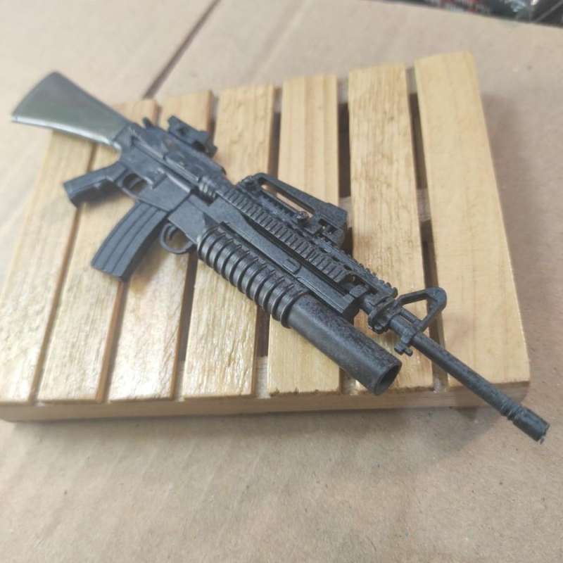 Jual miniatur senjata Gun 1:6 M16A4 weapon cocok untuk HOT Toys Gundam ...