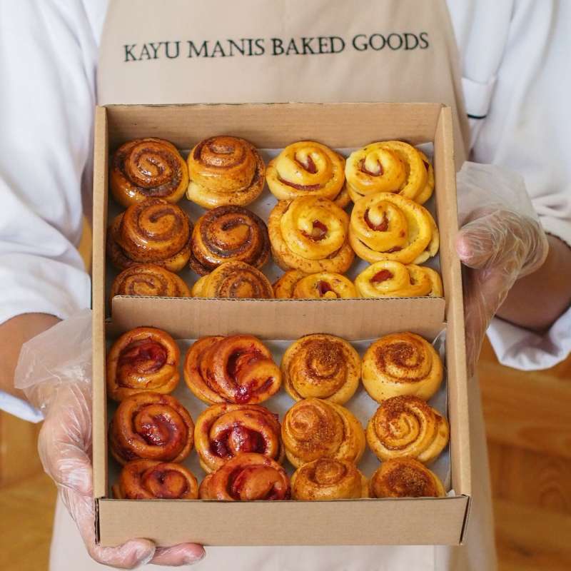 Jual Parsel Imlek Mix 4 Varian Bite Size Rolls di Seller Kayu Manis ...