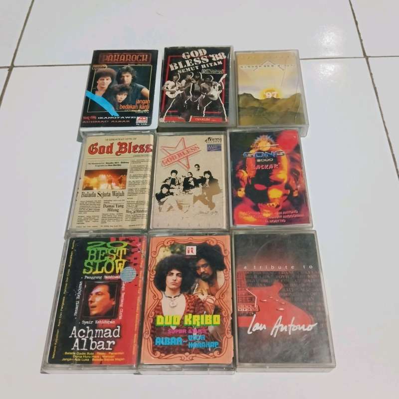 Jual Kaset Pita God Bless - Gong 2000 - Duo Keribo di Seller ErWid ...