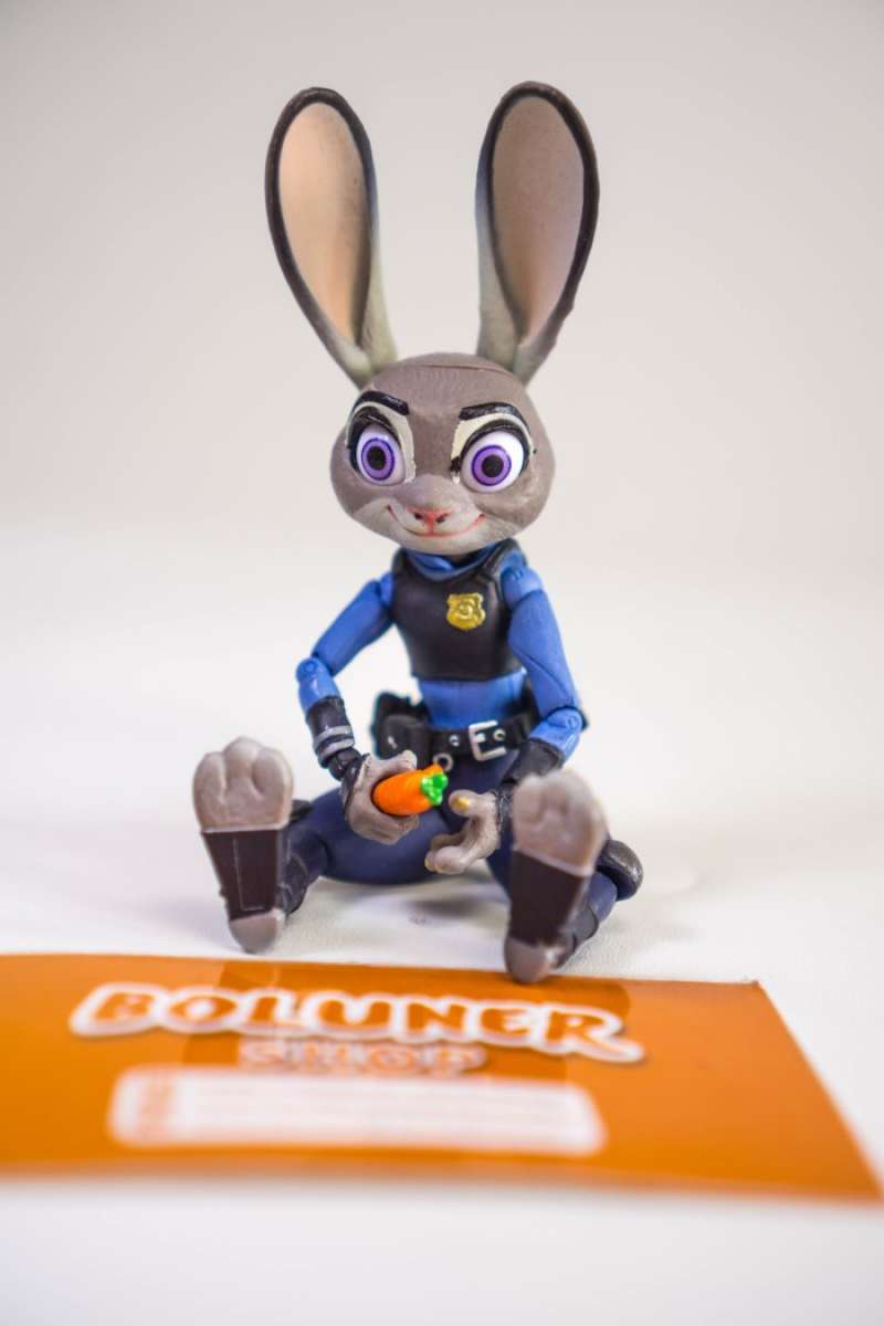 Promo Revoltech Judy Hopps Zootopia Rabbit Cop Police Action Figure ...