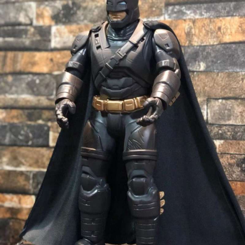 Promo Batman Armor figure Batman V man Diskon 23% di Seller Qairina ...