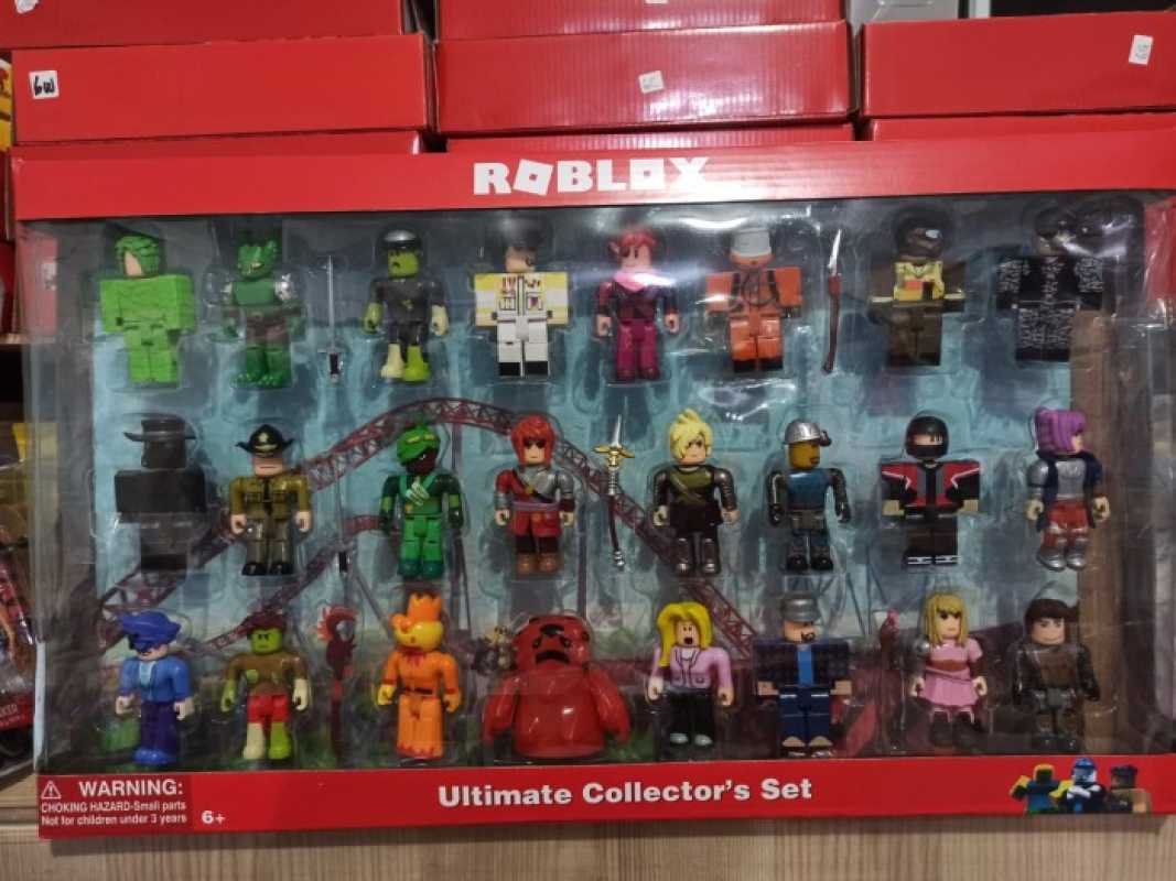 Promo ROBLOX Ultimate Collector Box Set isi 24 Figure Diskon 23% di ...