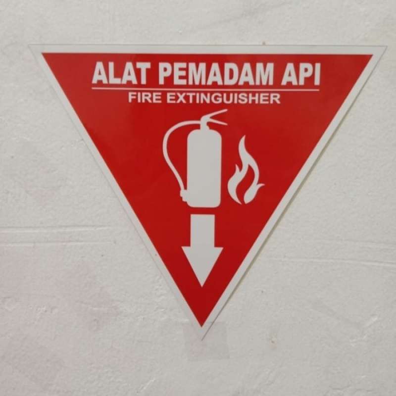 Promo Sign Sticker Segitiga Apar K3 Rambu / Stiker Segitiga Apar Diskon ...