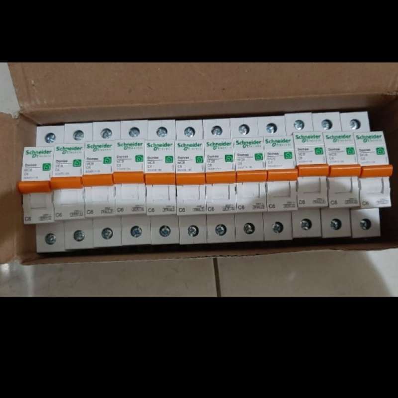 Jual Mcb Domae Schneider 1p 2a 4a 6a 10a 16a 20a 25a 32a - New Model - 16 A Di Seller Shin Store ...