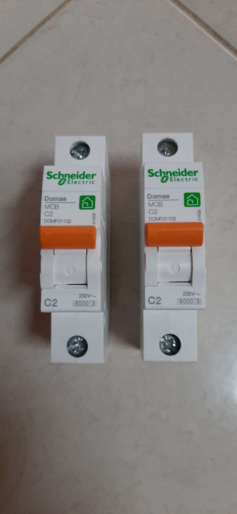 Jual Mcb Domae Schneider 1p 2a 4a 6a 10a 16a 20a 25a 32a - New Model - 16 A Di Seller Shin Store ...