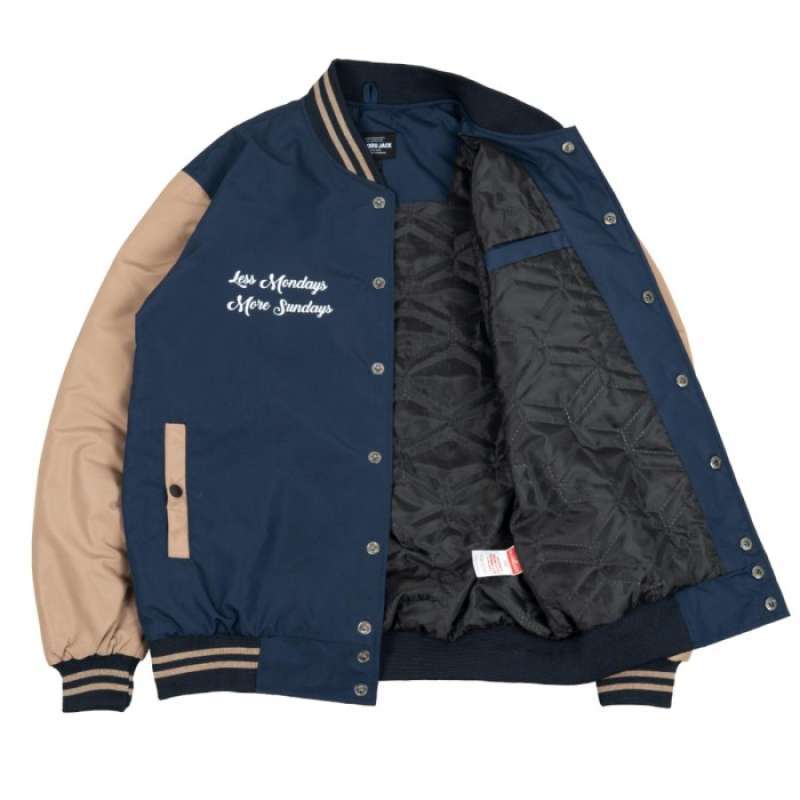 Jual Dobujack Jacket Varsity Hazeland Navy Saga Cream - M Navy Di ...