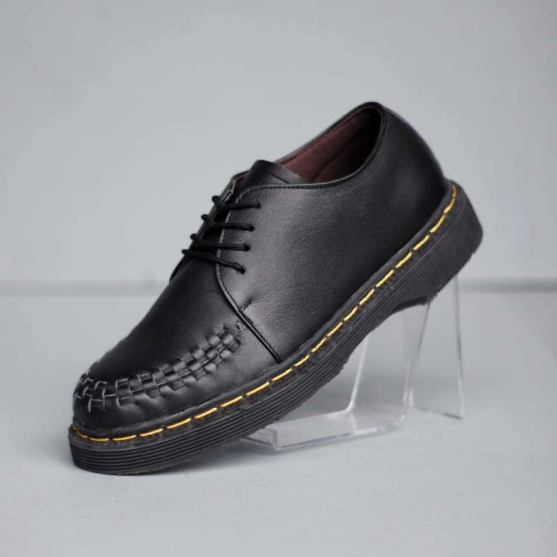 Sepatu Docmart Original - Harga Terbaru April 2026