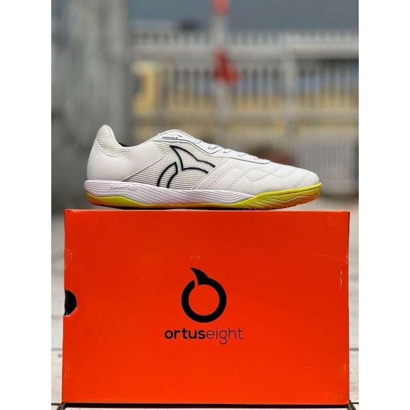 Promo Sepatu Futsal Ortuseight Ortus Jogosala Strive New - White Lime ...