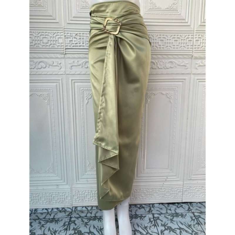 Jual Rok Lilit Sateen Silky Polos Kain Serut Bawahan Kebaya Sage ...