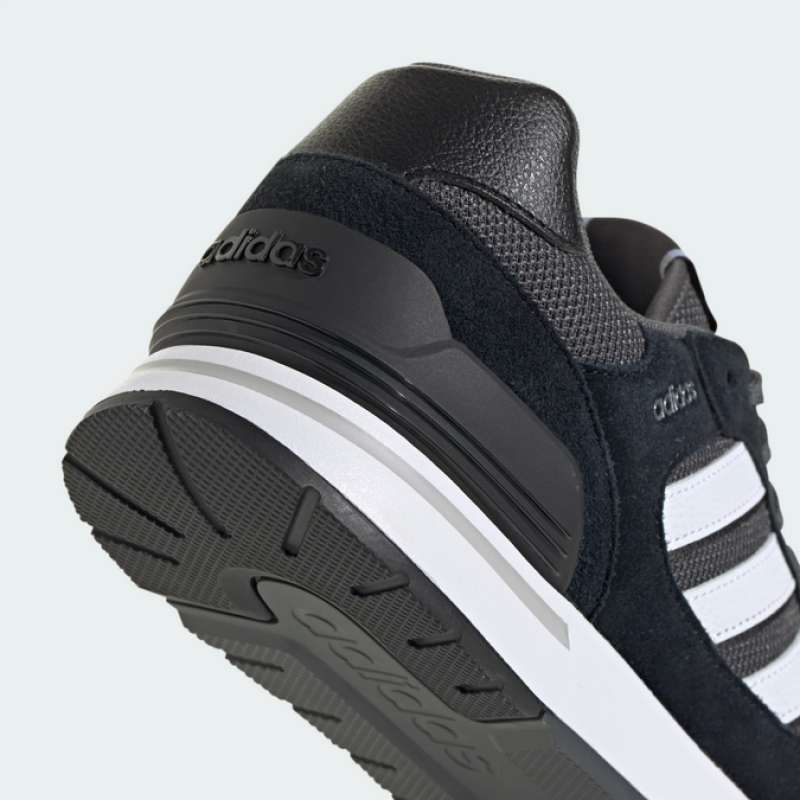 Promo Sepatu Running Pria adidas Run 80s Id1260 Diskon 40% Di Seller ...