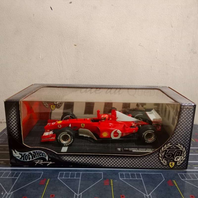 Promo DIECAST F1 FERRARI F-2002 M. SCHUMACHER 150 GP WINS SKALA 18 ...
