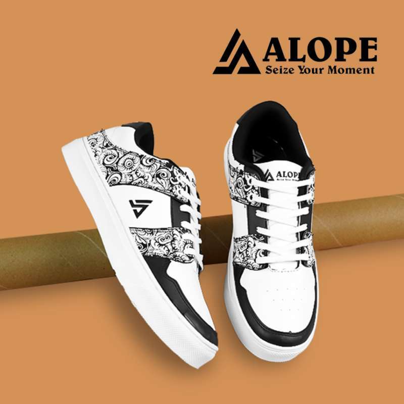 Promo Crewger - Bundling Beli 1 Sepatu Akra Gratis Sepatu Motif Batik ...