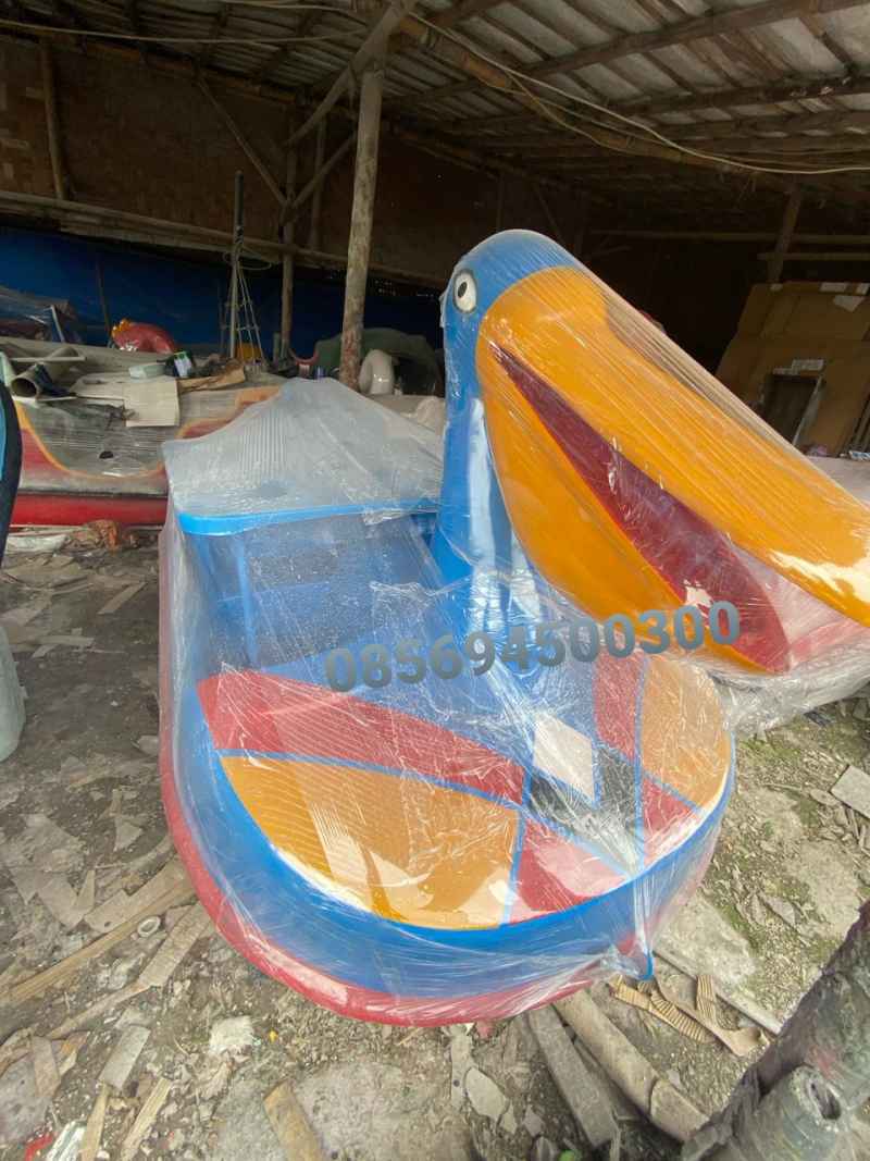 Jual sepeda air gowes/bebek bebekan termurah/perahu wisata air goes di ...