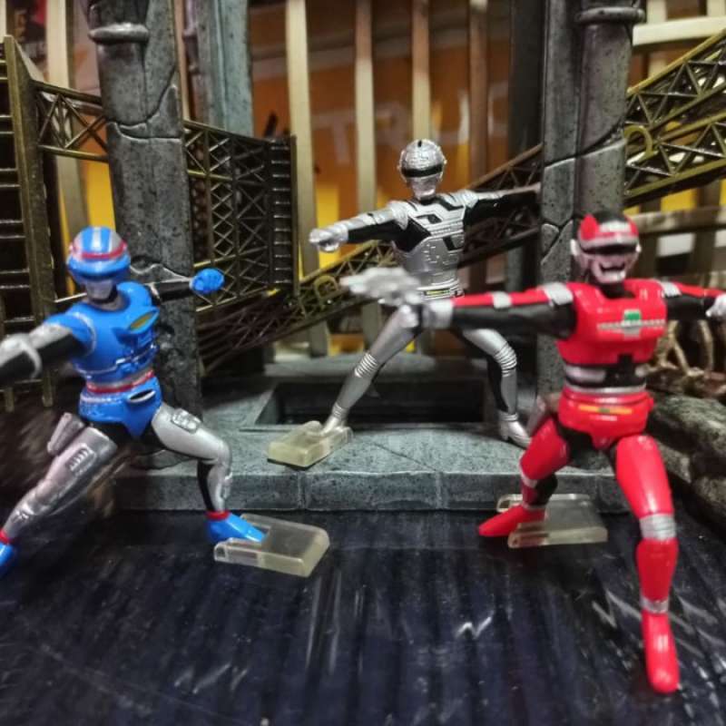 Promo Gavan figure sharivan shaider bandai set 12 bh Diskon 23% di ...