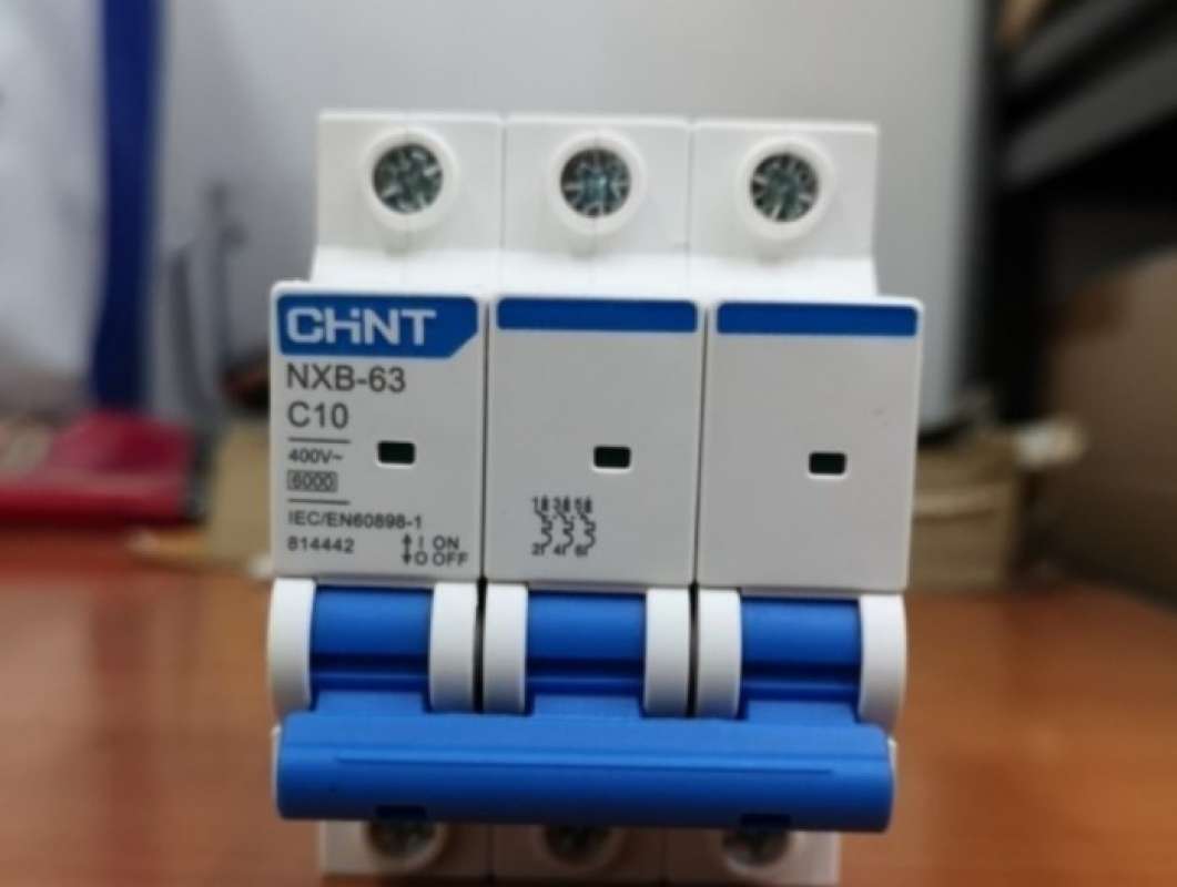 Promo Mcb Chint Nxb-63 3p / 3pole 63a 6ka Chint Diskon 50% Di Seller Selera_kita Store - Meruya ...