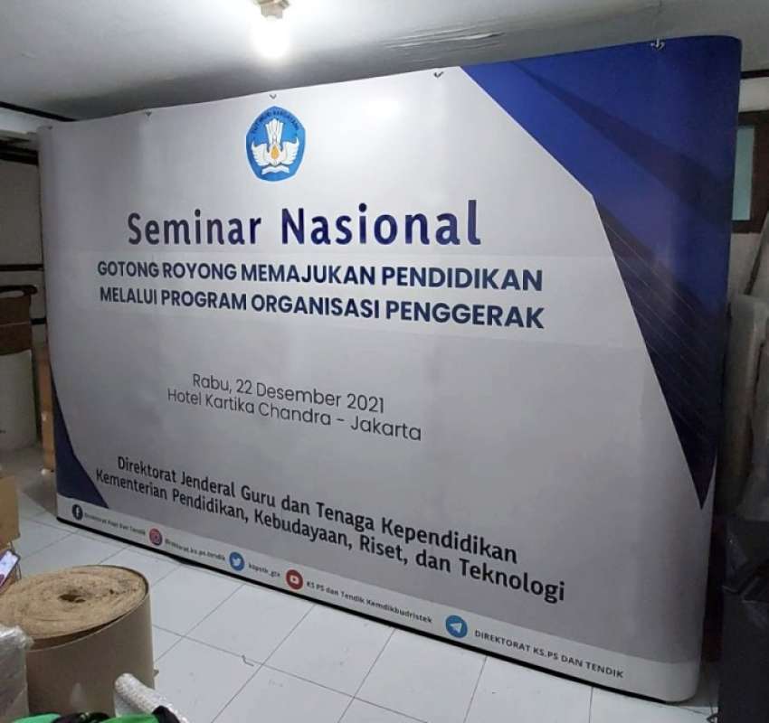 Jual Backwall Portable / Backdrop 3 X 4 Straight Or Curve Khusus Daerah ...
