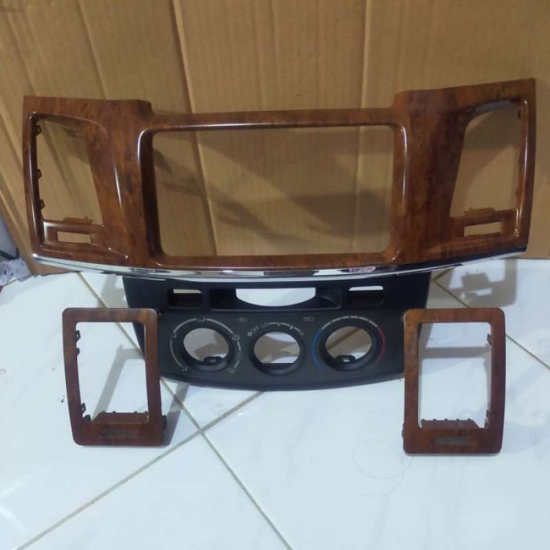 Promo Panel Tv Original Toyota Hilux Warna Wood 2009-2014 Diskon 33% Di ...