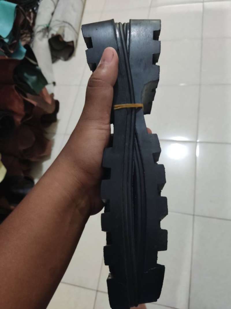 Jual Sol Tapak Sepatu Safety Karet King Cheetah Lj305 - 41 Di Seller Wd ...