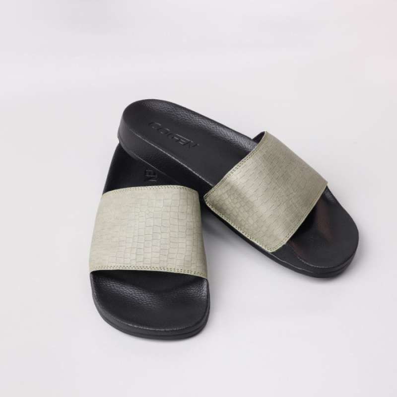 Promo Sandal Pria Sendal Slop Crc Series - Crc Olive, 43 Diskon 23% Di ...