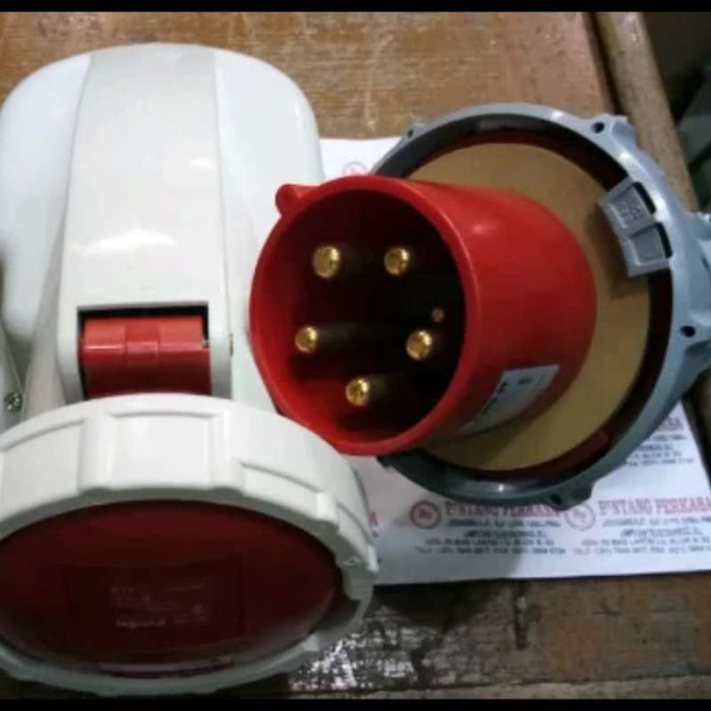 Promo Plug Mounting IP67 5P / 5 Pin 63A 220V Legrand (Male) Diskon 23% di Seller Listrica Store ...