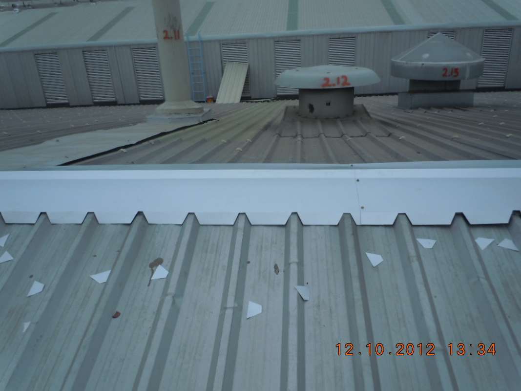 Jual Nok / Bubung / Ridge Zincalume Color / Non Color Type 610 - 0.45mm ...