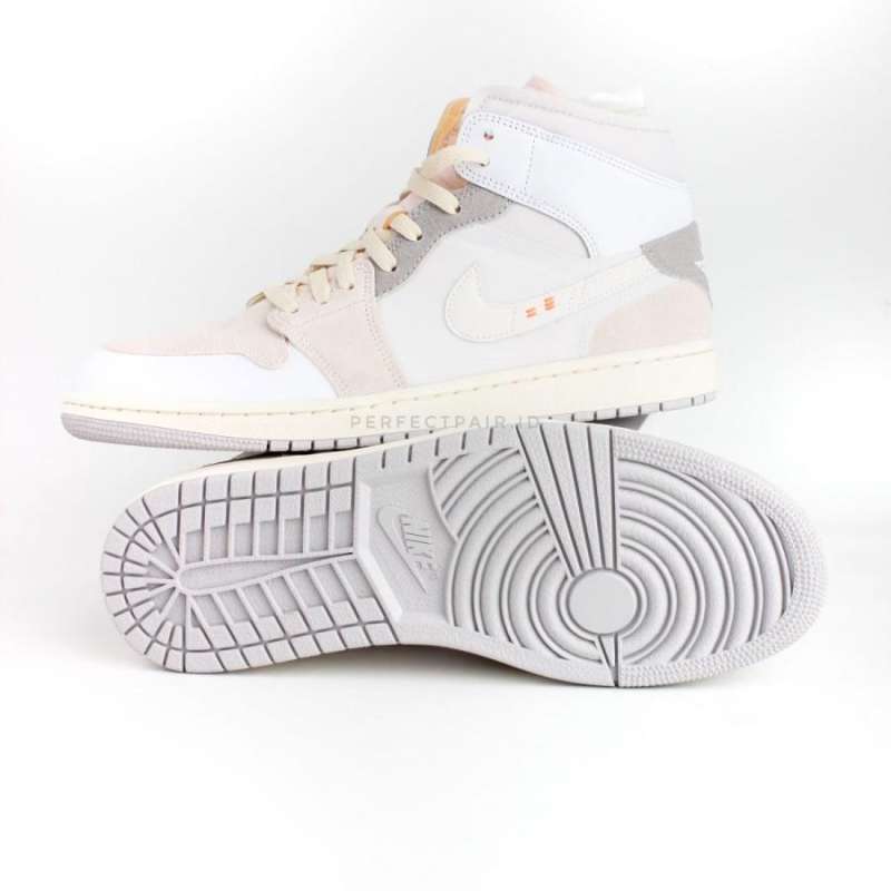 Jual Air Jordan 1 Mid Se Craft Inside Out Grey White 100% Original Bnib ...
