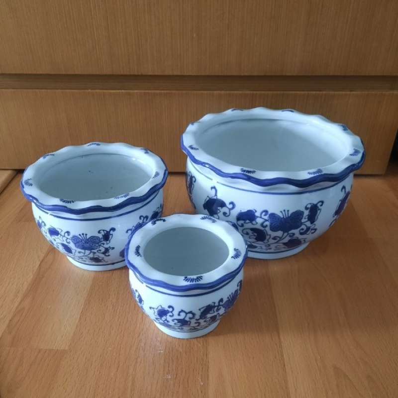 Promo Pot tanaman keramik model bulat set isi 3, ukuran 20,15,11cm ...