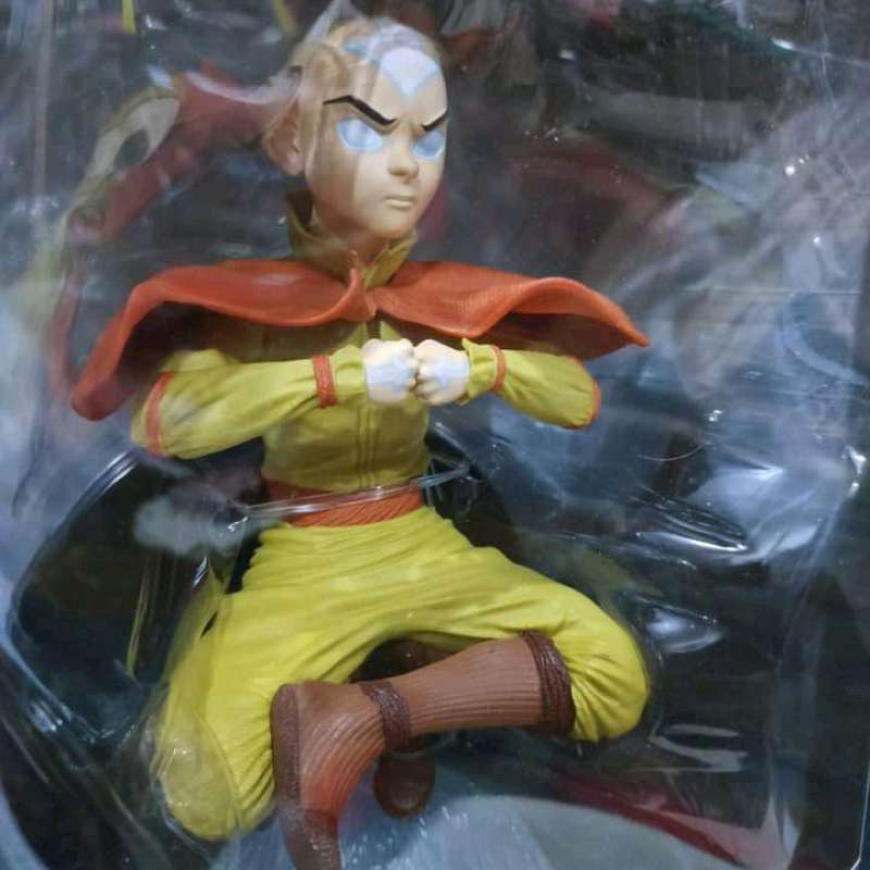 Jual mainan action figure aang avatar the last air bender by mcfarlane ...