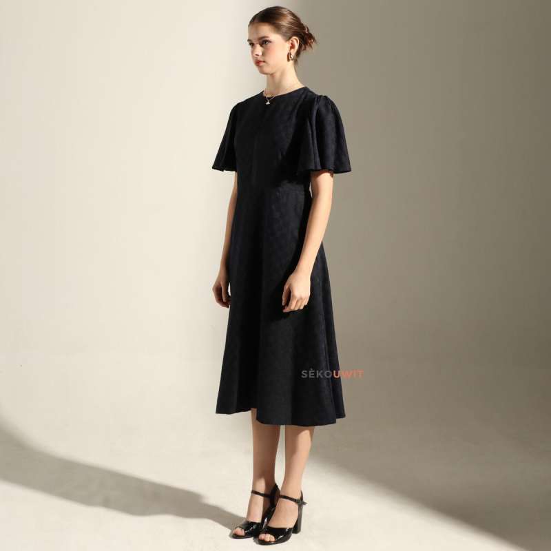 Jual Ume Midi Dress Dobby Tenun Batik / Gaun Panjang Sebetis Sekouwit ...