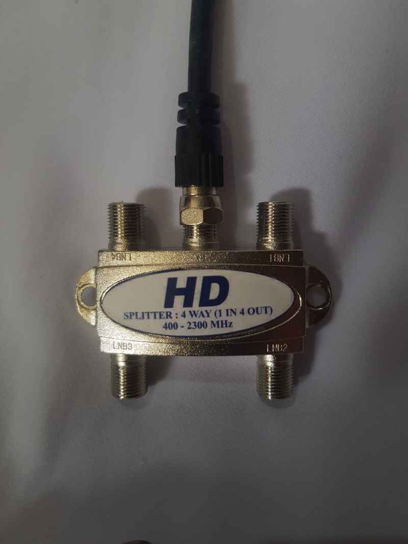 Jual Splitter 4 Way Hd Frekuensi 400-2300 Mhz / Pembagi Antena Di ...