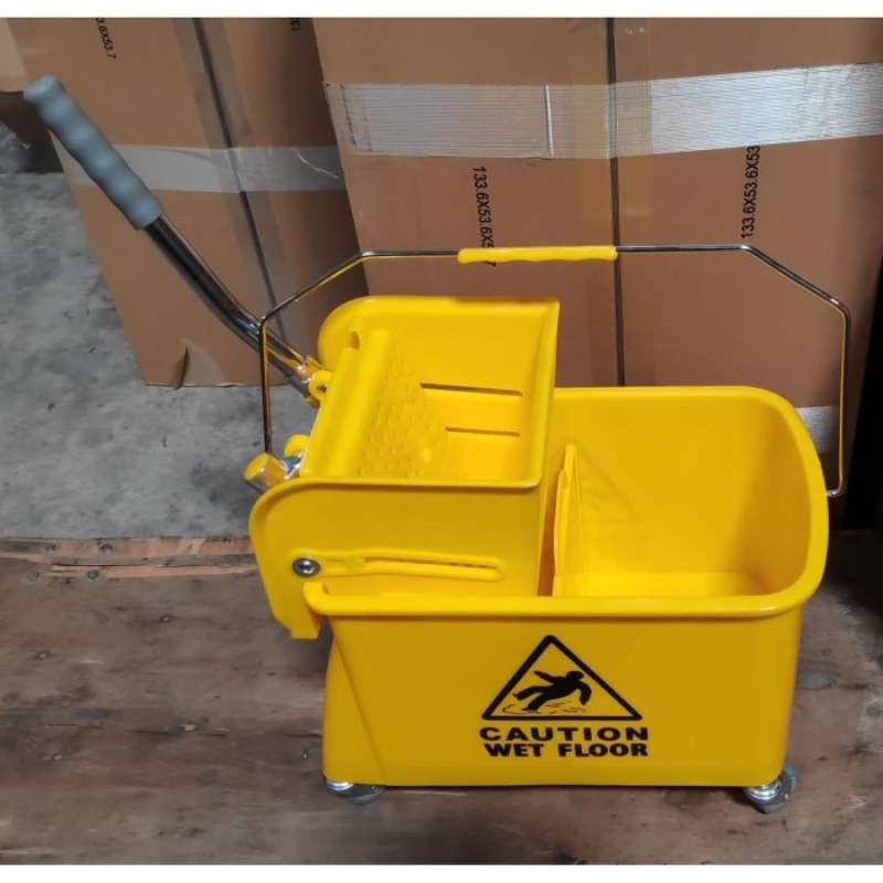Promo Single-bucket Mop Wringer 20l Ember Air Roda Diskon Diskon 17% Di ...